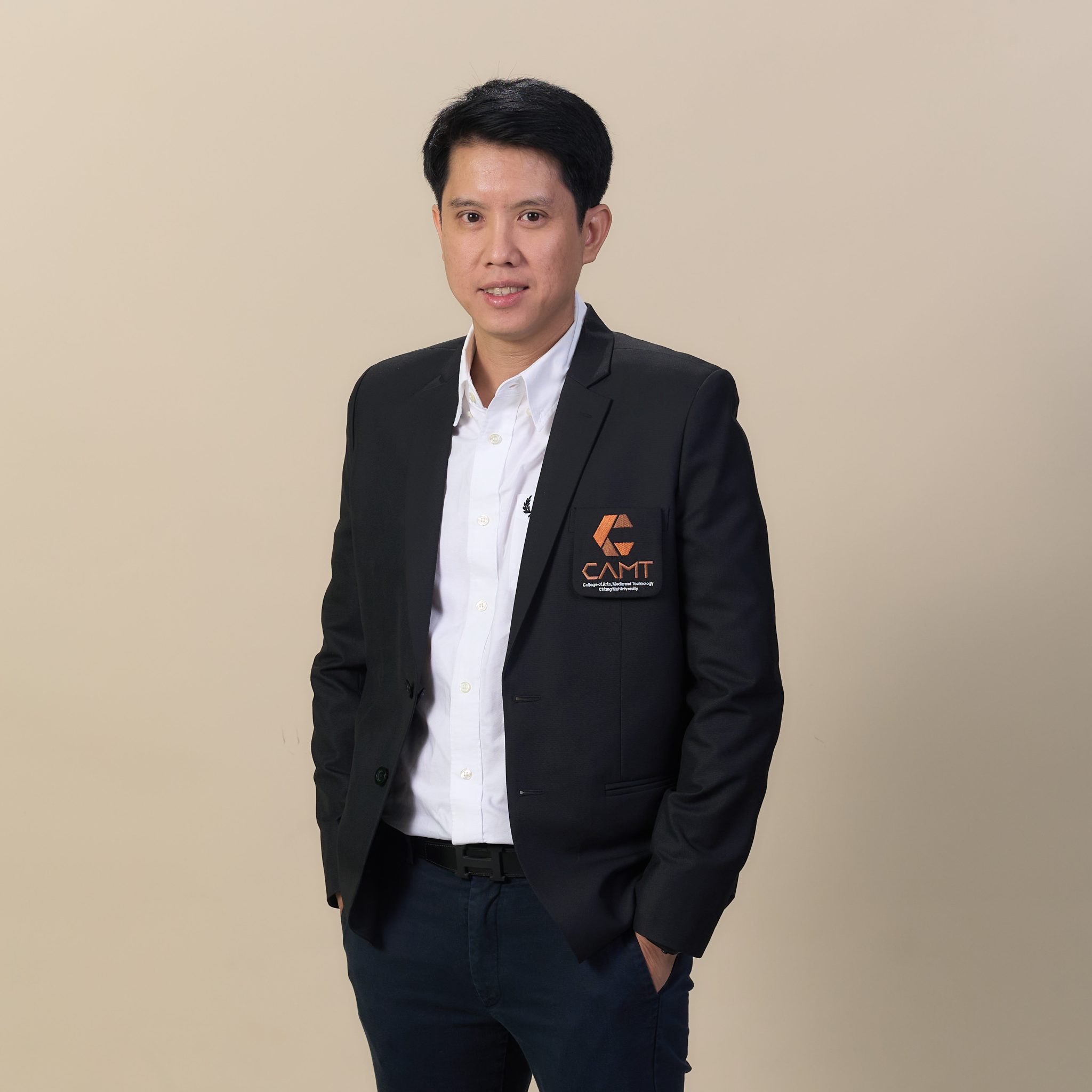 รองศาสตราจารย์ ดร.รัฐพล วุฒิการณ์ | CAMT CMU - วิทยาลัยศิลปะ สื่อ และเทคโนโลยี มหาวิทยาลัยเชียงใหม่