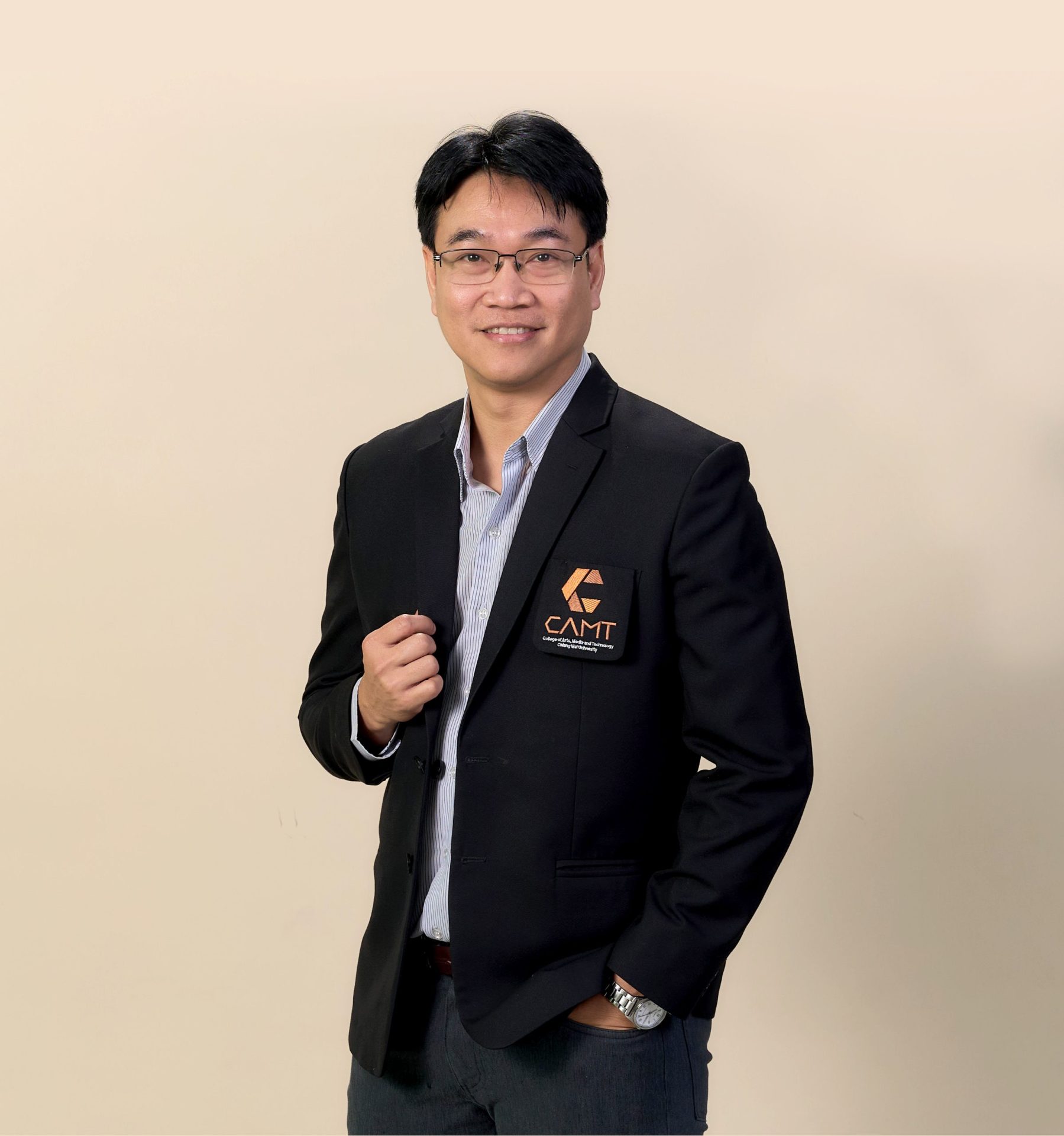 ผู้ช่วยศาสตราจารย์ ดร.ธีรวัฒน์ กำเนิดศิริ | CAMT CMU - วิทยาลัยศิลปะ สื่อ และเทคโนโลยี ...